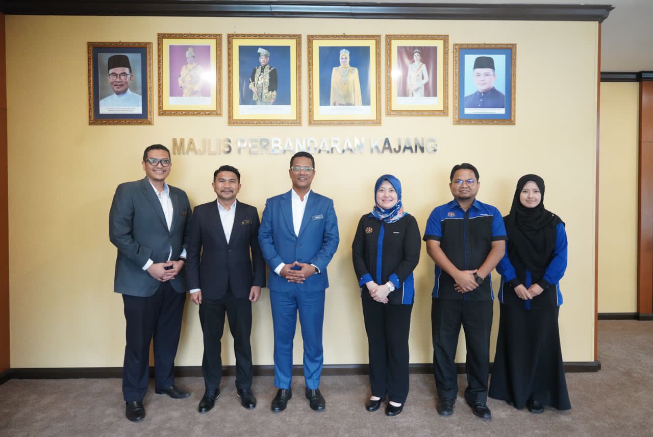 SESI KUNJUNGAN HORMAT PENGARAH BPA NEGERI SELANGOR BERTEMU YANG ...
